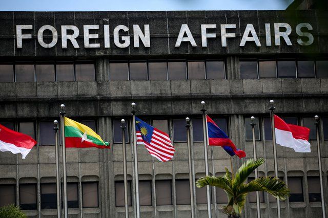DFA studying effects of proposed deployment ban to Kuwait | ABS-CBN News