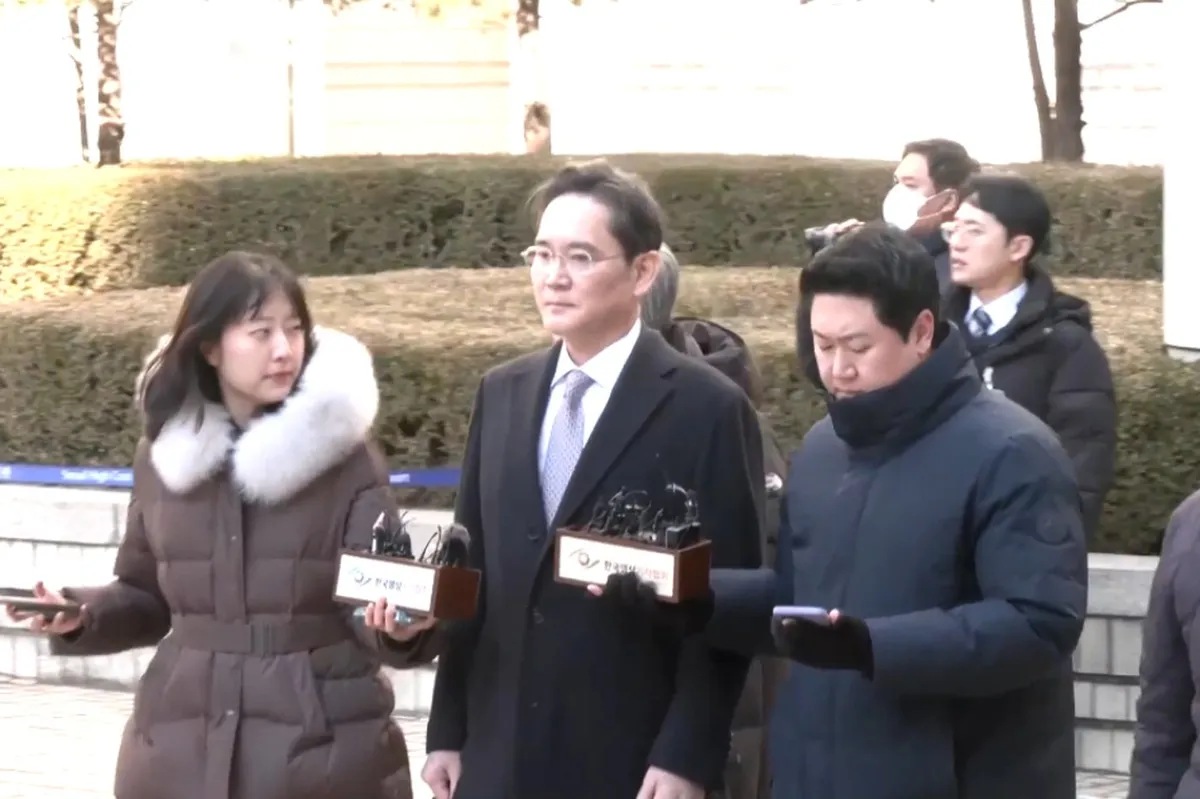 Seoul appeals court finds Samsung chief Lee not guilty in merger case ...
