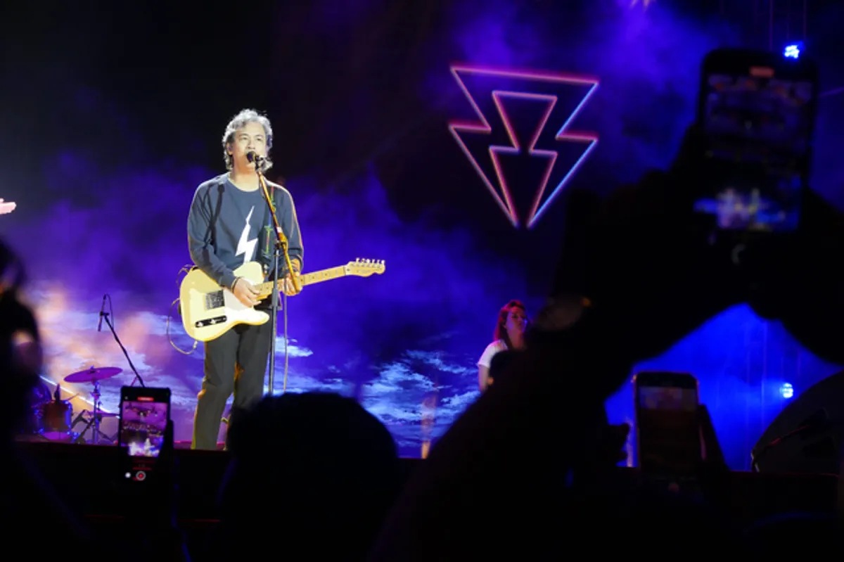 Ely Buendia, Maki, Moonstar88, Bea Alonzo rock Isabela's Bambanti | ABS ...