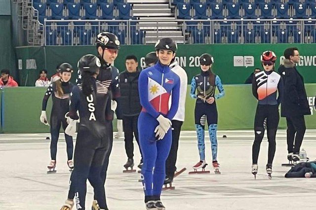 Goreclose, Dubberstein are PH flag-bearers in opening ceremony of Asian ...