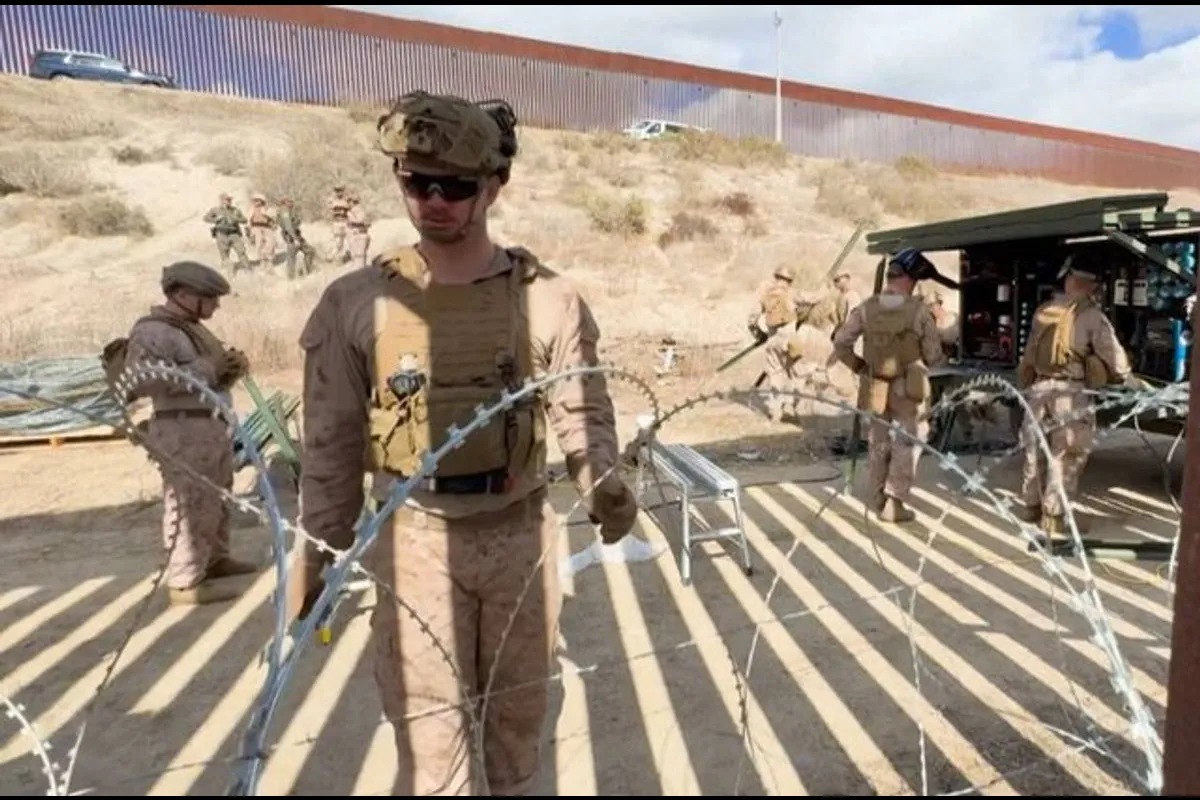 US Marines stretch out barbed wire at Mexico-US border | ABS-CBN News