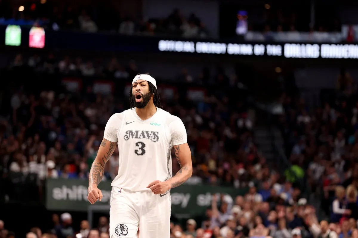 NBA: Davis dominant in Dallas debut, Curry magic gores Bulls | ABS-CBN Sports