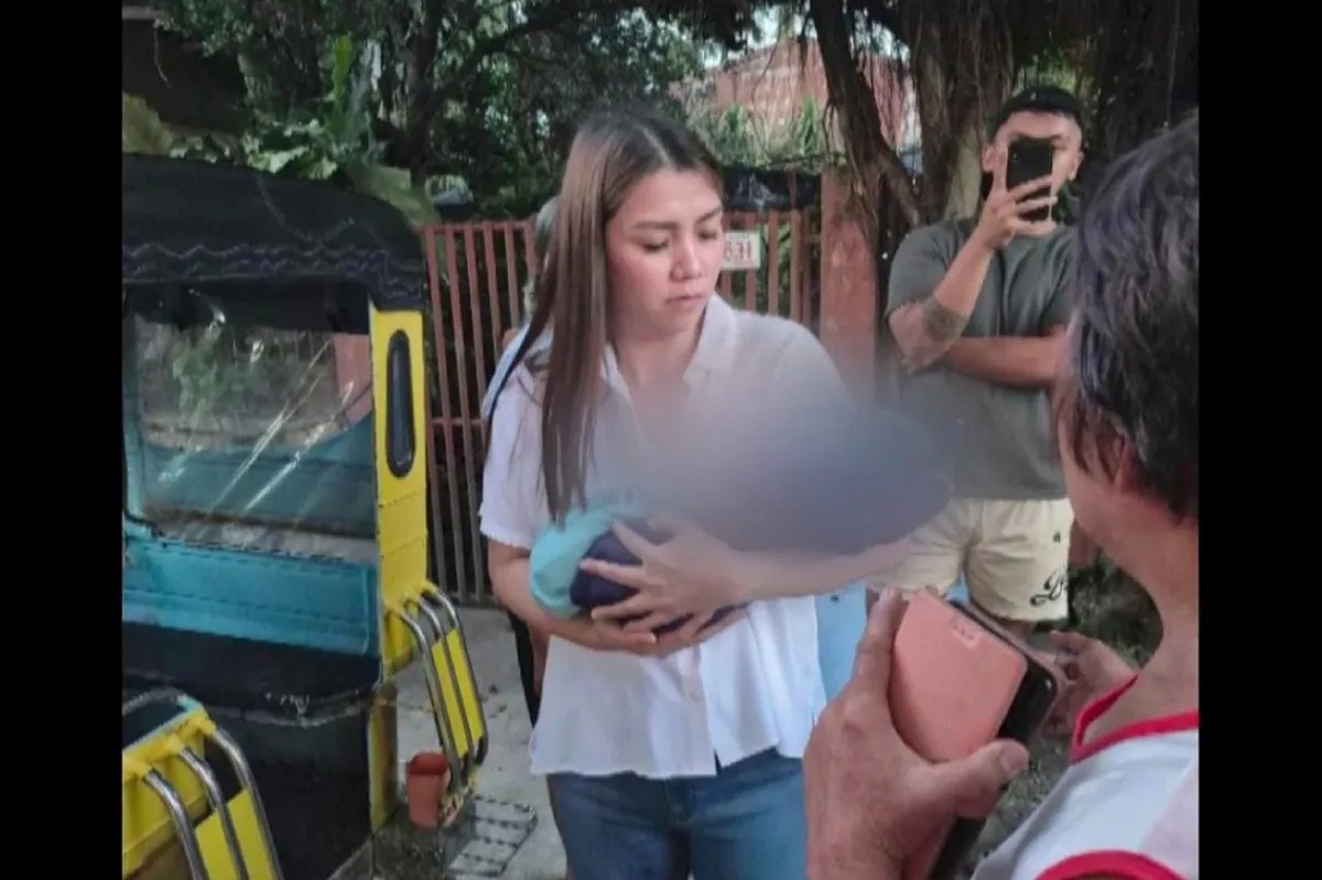 Sanggol inabandona sa Digos City | ABS-CBN News