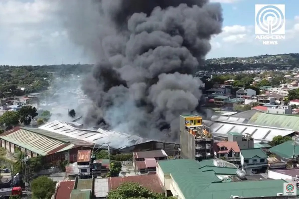 Fire hits Marikina warehouse | ABS-CBN News