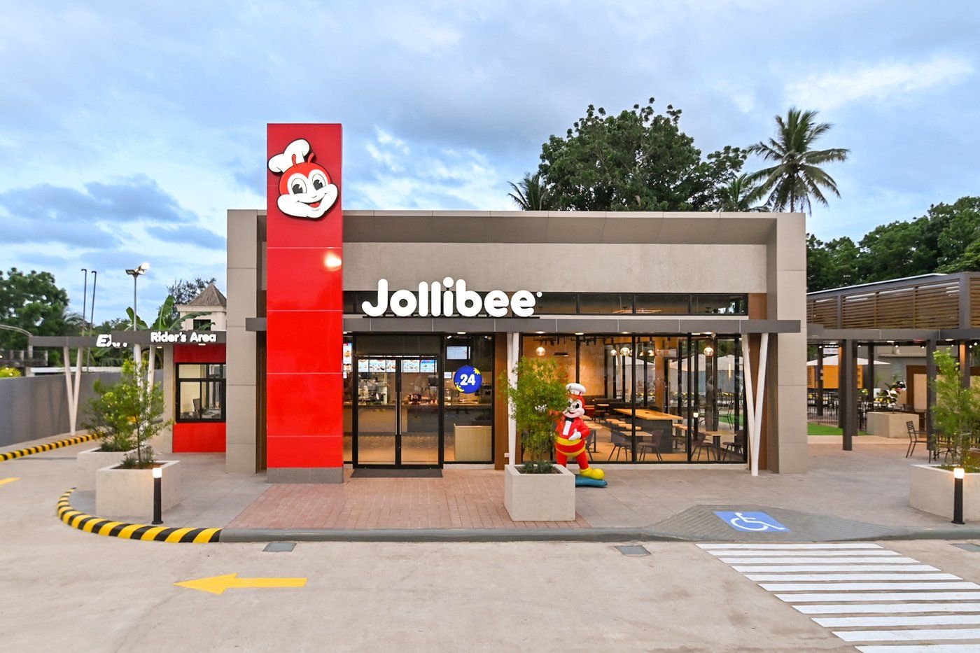 Jollibee foreign ownership limit removed | ABS-CBN News