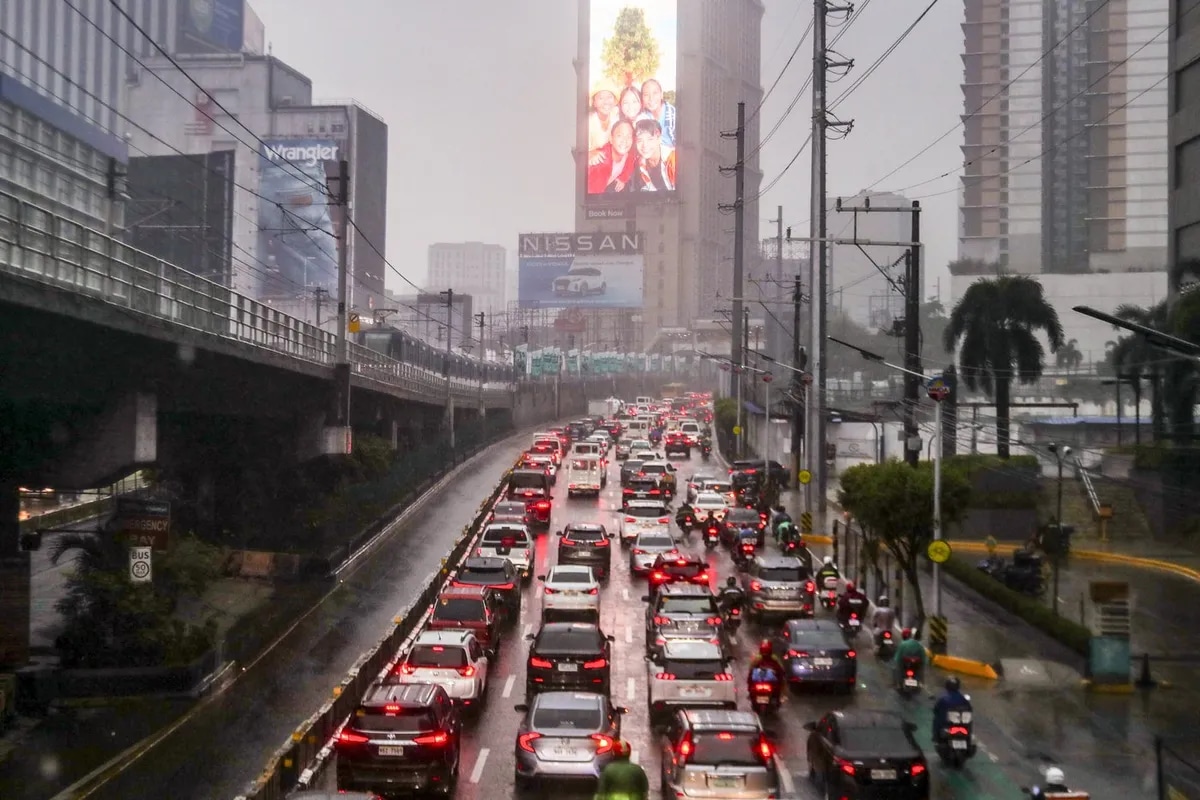 MMDA expects increased traffic on payday Friday | ABS-CBN News