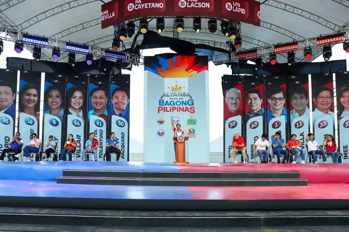 Marcos Jr. calls Alyansa slate ‘dream team’, appeals to Bicolanos to ...