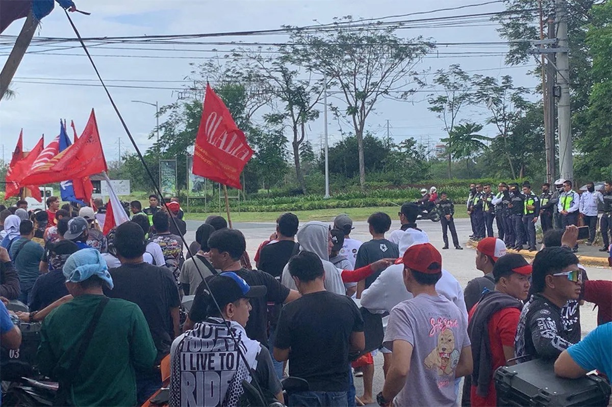 Semiconductor workers’ strike continues in face of blockade, DOLE order ...