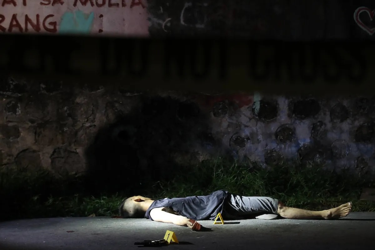 'Buti pa siya inaresto, yung asawa ko binaril agad': Wife of EJK victim ...