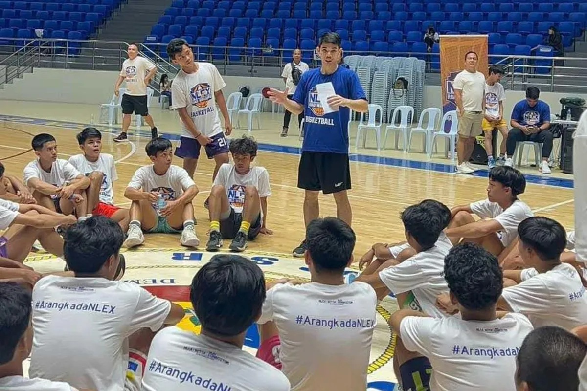 PBA: Road Warriors conduct basketball camp in Candon City | ABS-CBN Sports