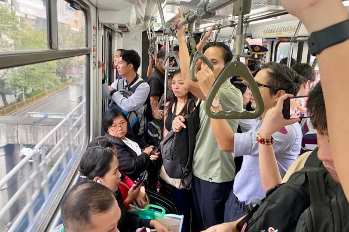Transport chief instructs MRT-3 to extend operations, add trains | ABS ...