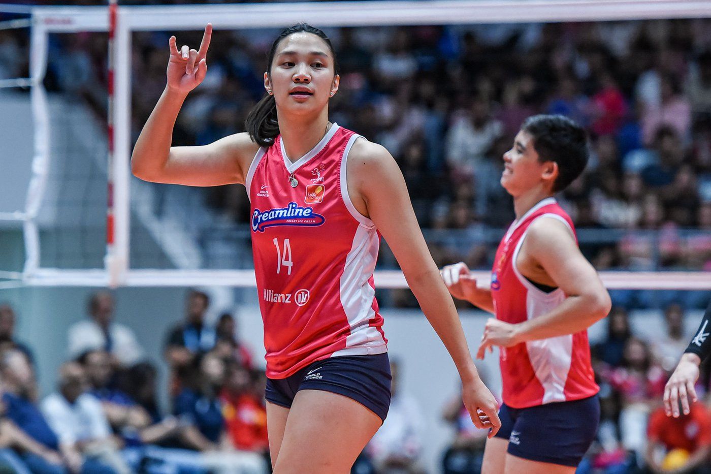 PVL: Bea de Leon credits 'effective' system after anchoring Creamline ...