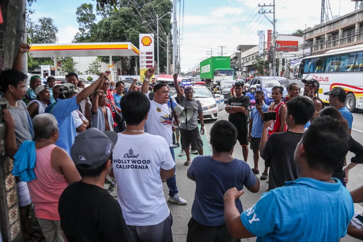 Palace urges Manibela to engage in dialogue with authorities | ABS-CBN News