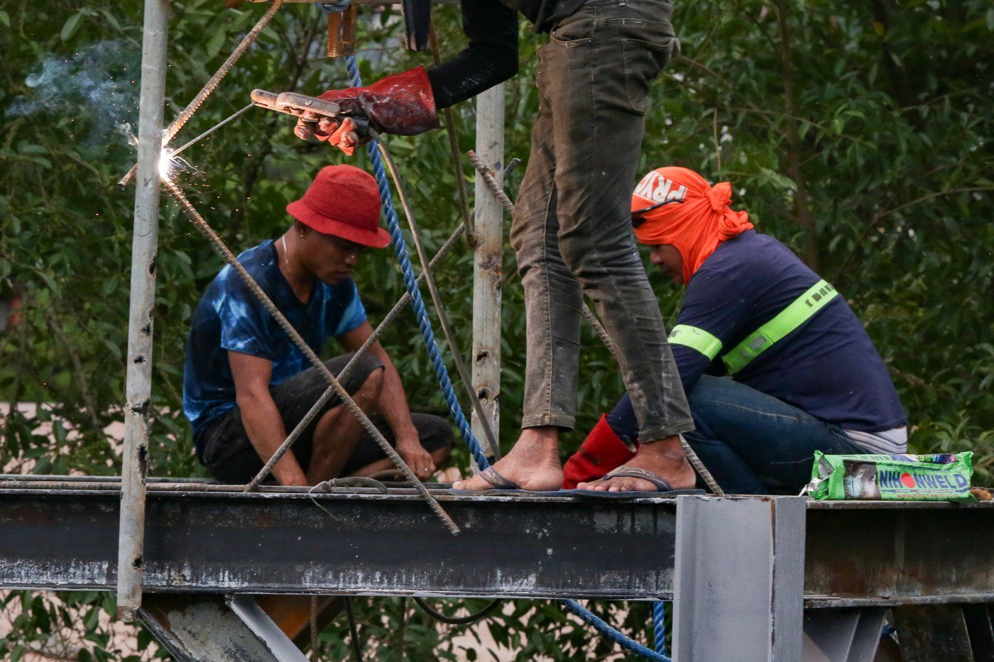 DOLE approves minimum wage hikes for Bicol, Zamboanga Peninsula | ABS ...