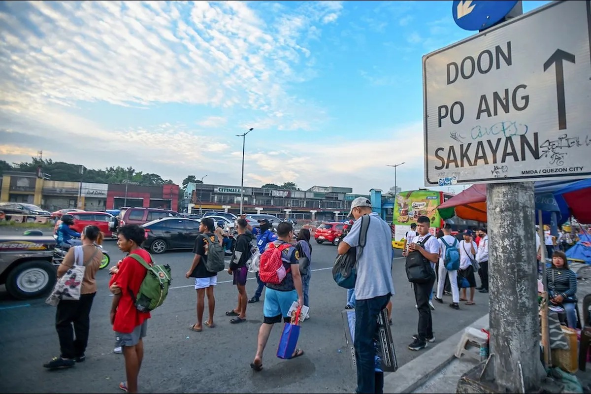 Manibela mulls extending transport strike until Friday | ABS-CBN News