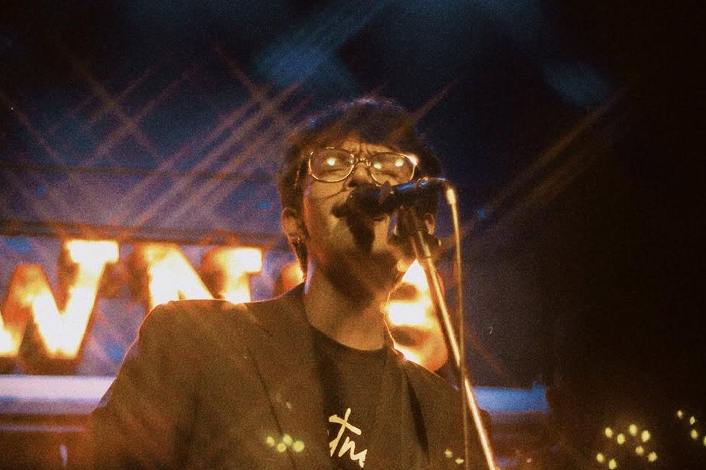 What you should know about Earl Agustin, the man behind the viral hit ...