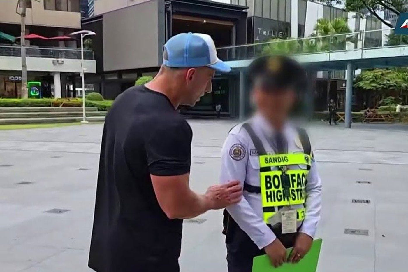 Russian vlogger harassing Filipinos in BGC arrested | ABS-CBN News