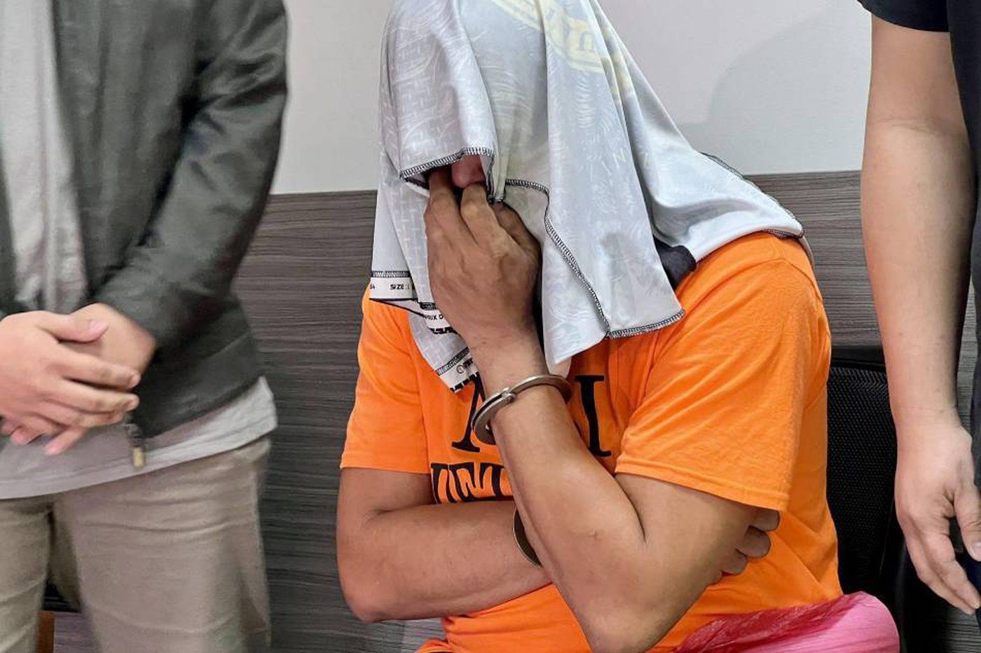 Lalaking nanghalay umano ng 2 niyang stepdaughter at 4-anyos niyang anak, arestado | ABS-CBN News