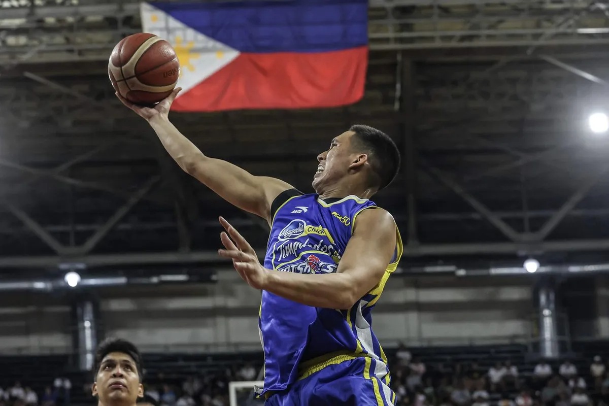 PBA: Lucero, Sangalang star as Magnolia dumps Converge for 2nd straight win | ABS-CBN Sports
