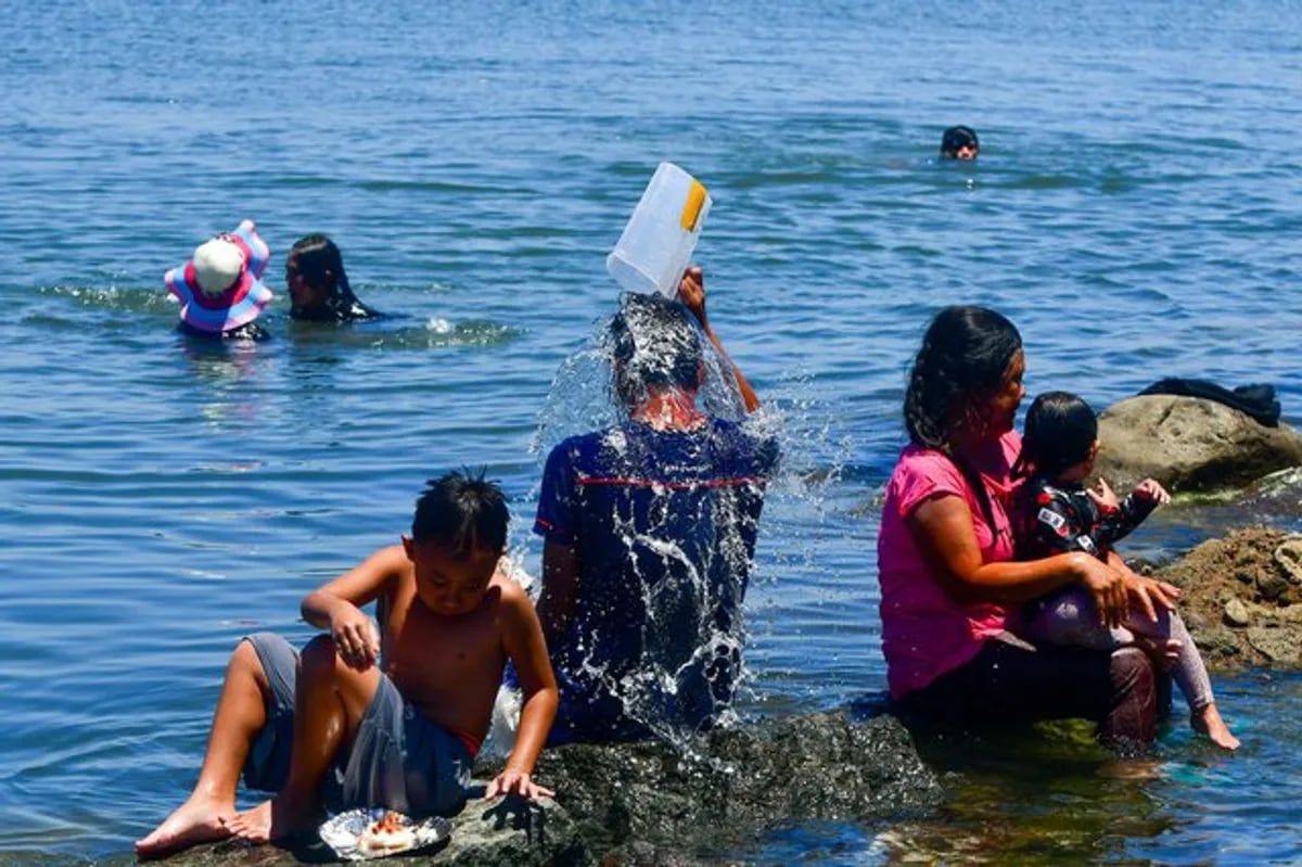 Heat index soars to 47°C in Sangley Point in Cavite | ABS-CBN News