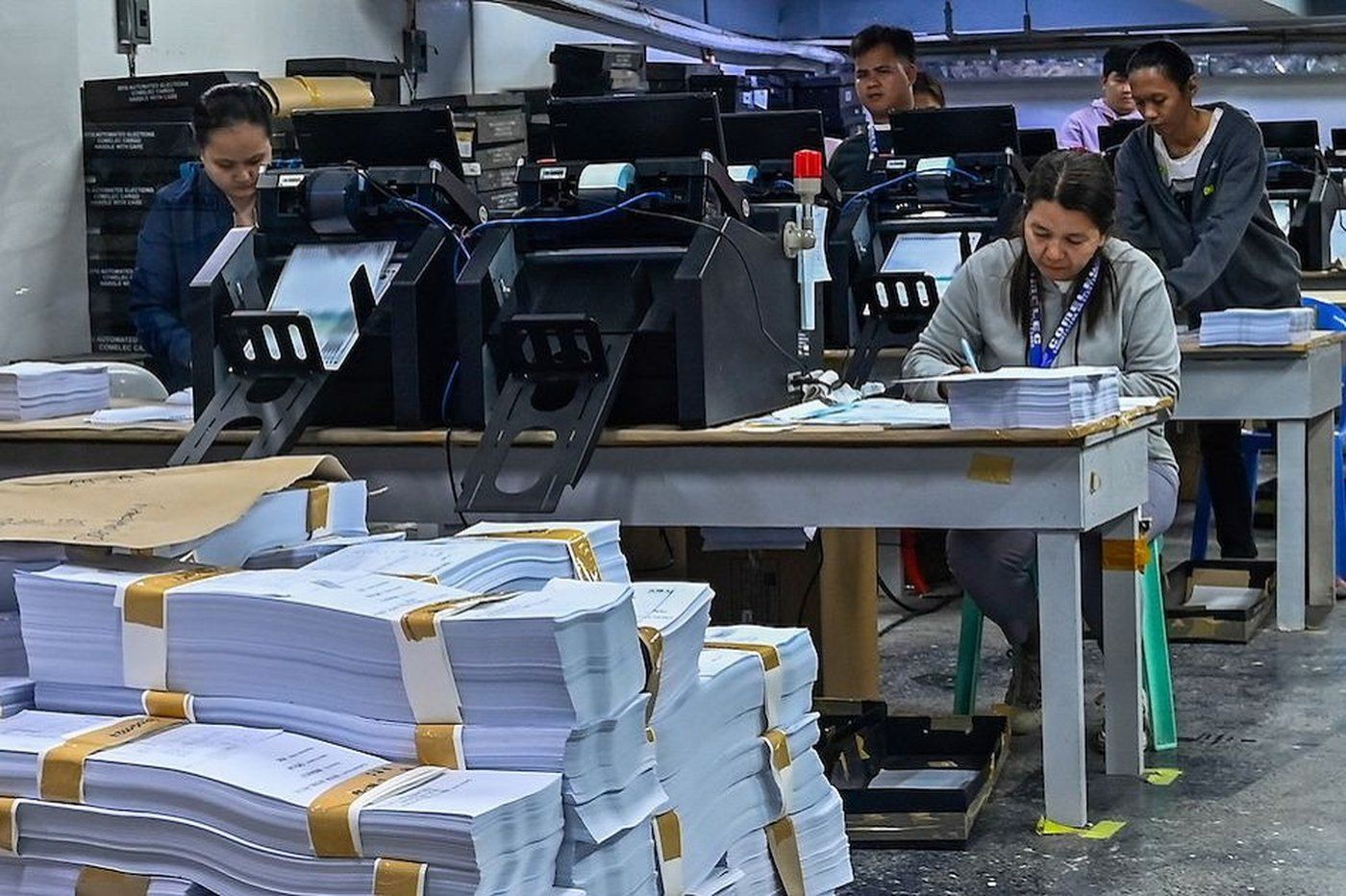Comelec to deliver around 3,500 bundles of official ballots to BARMM ...