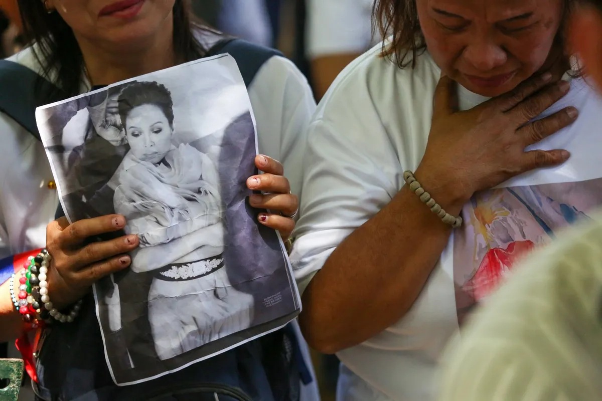 Fans relive fondest memories of superstar Nora Aunor as they bid her ...