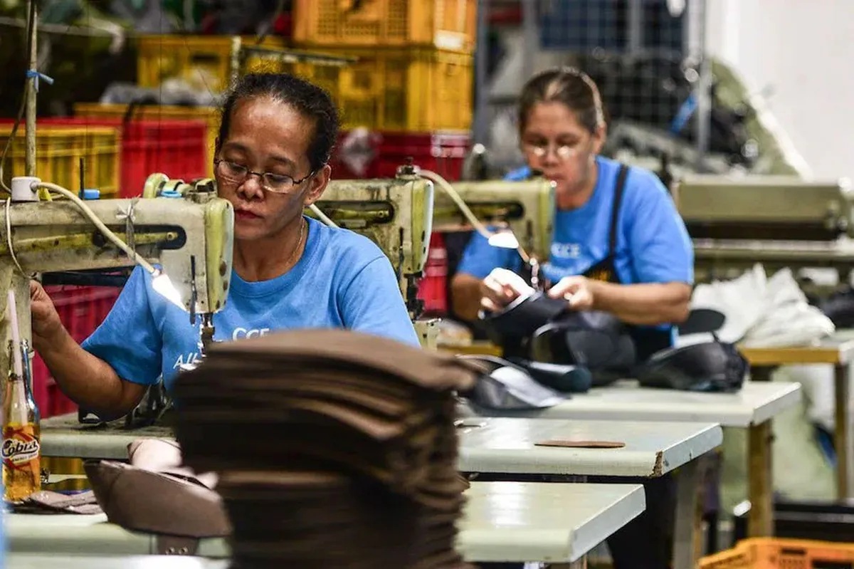 As elections and Labor Day draw near, workers call for salary increase ...