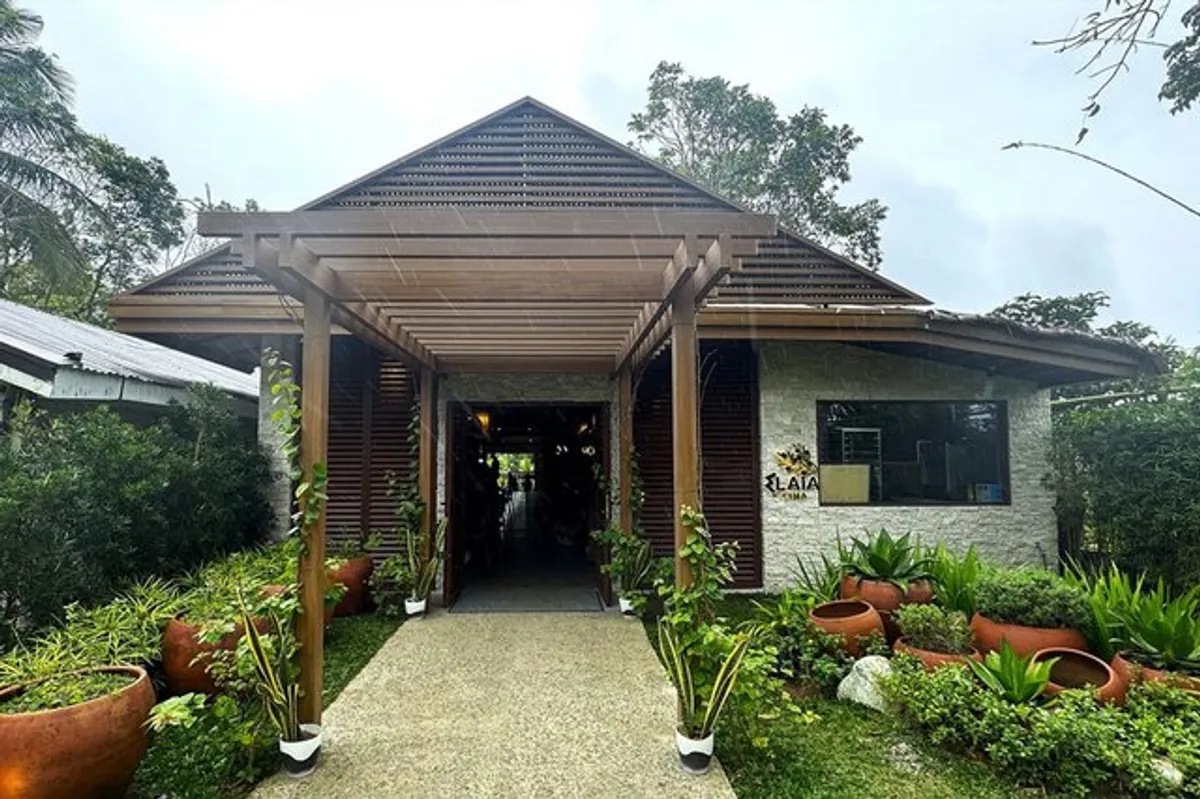 Chef Robby Goco expands his Greek culinary empire into Tagaytay with ...
