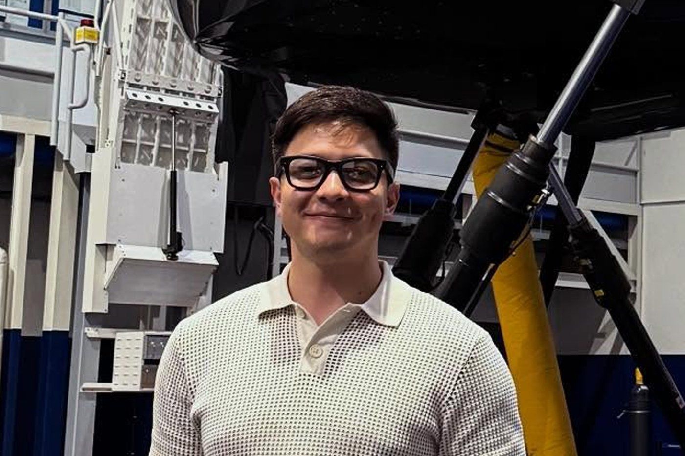 Alden Richards starts pilot training: 'Reaching new heights' | ABS-CBN Entertainment