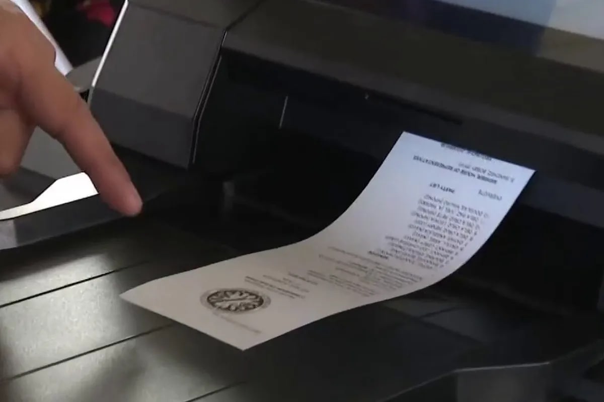 TV PATROL: Comelec nagdala ng mga automated counting machines sa La ...