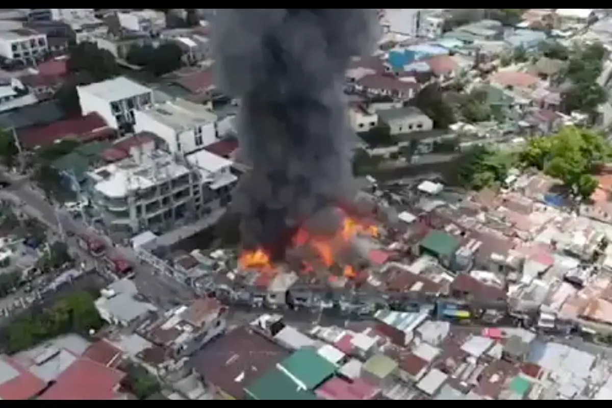 200 pamilya nawalan ng tirahan sa sunog na Brgy. E. Rodriguez, Quezon ...