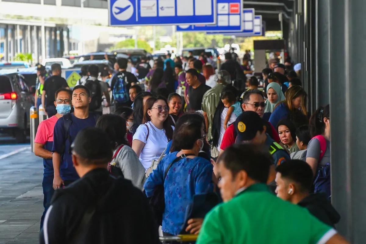 Airfares may fall in June as fuel surcharges drop | ABS-CBN News