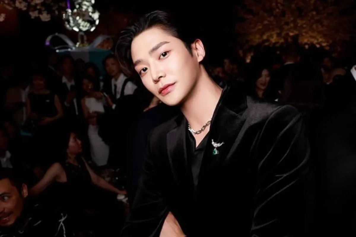 Korean singer-actor Rowoon to enlist in military on July 21 | ABS-CBN ...