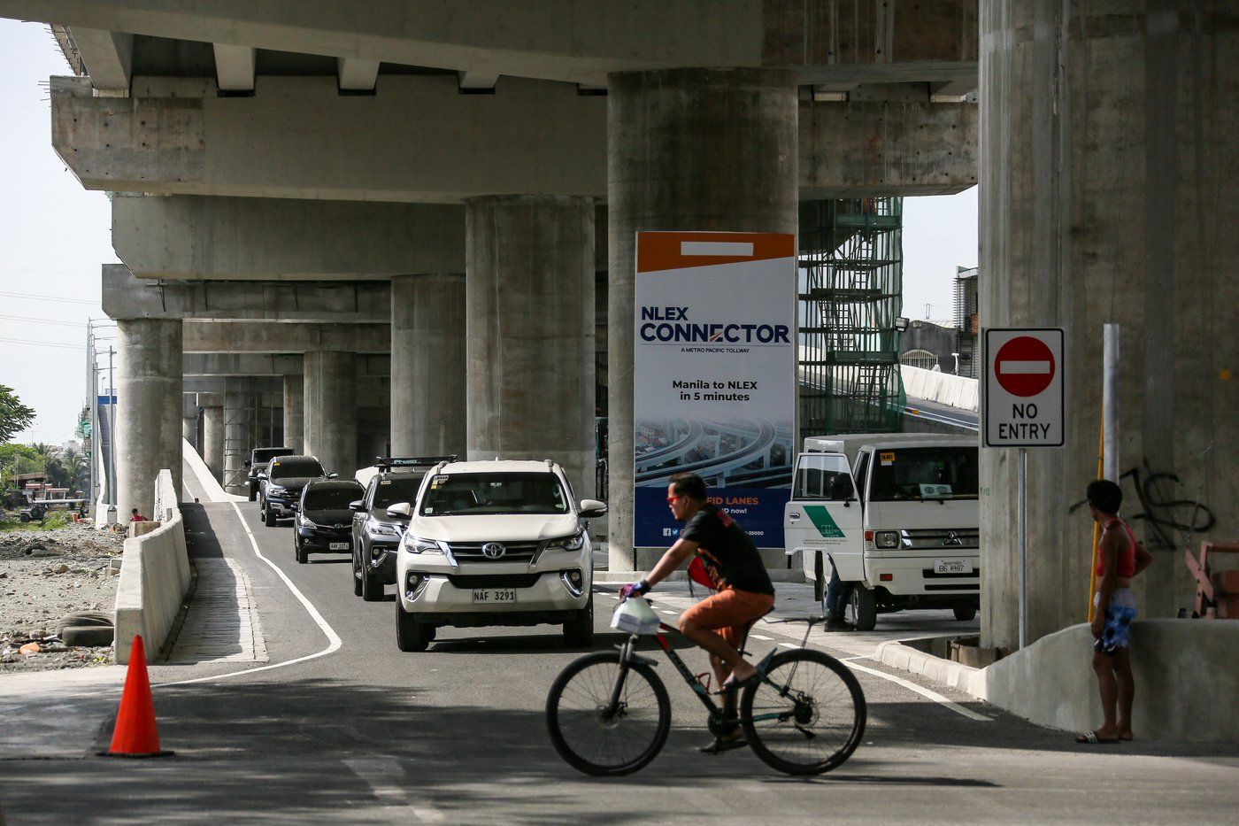 Metro Pacific Tollways open to waiving toll at NLEX Connector during ...