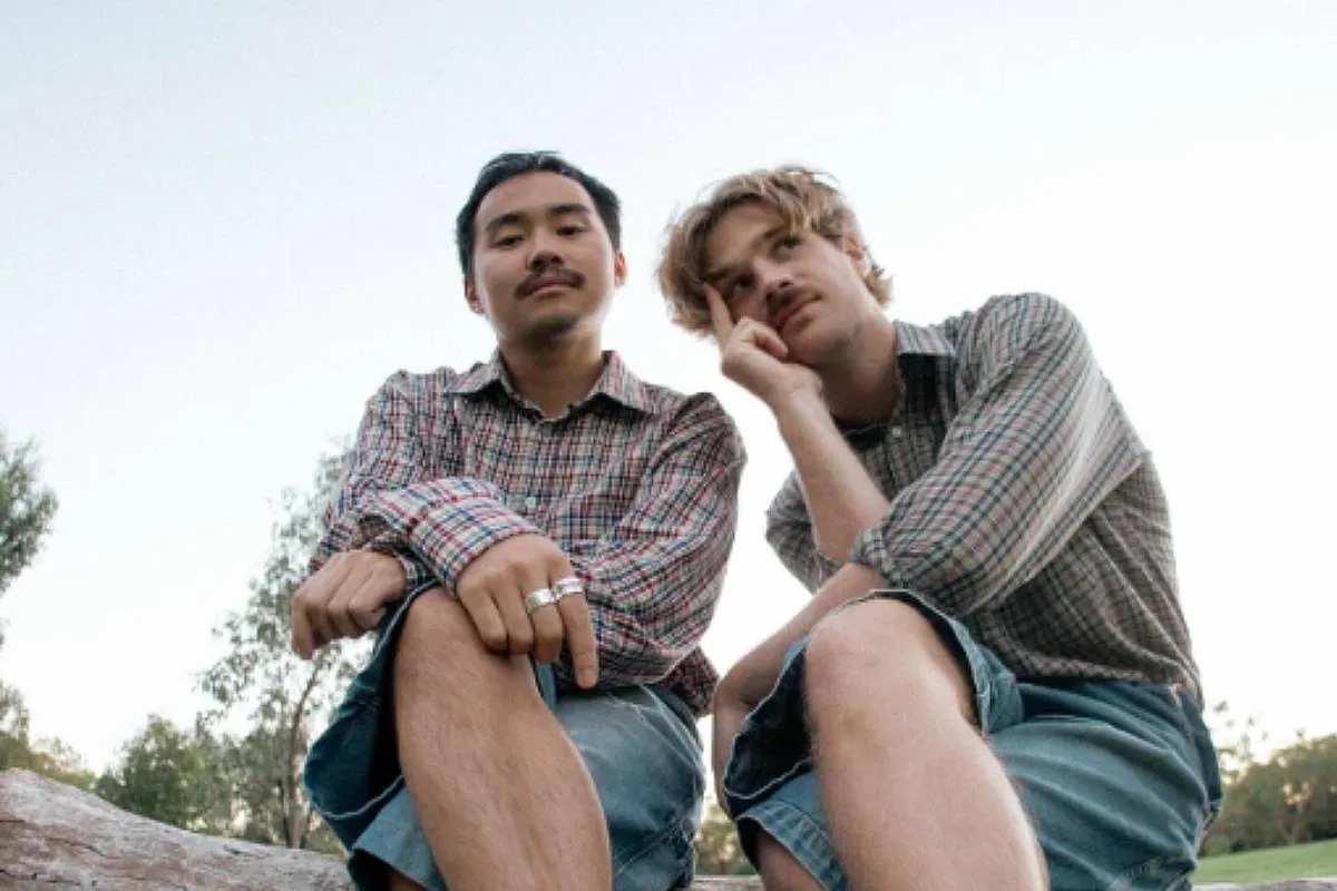 Indie pop duo Coco Elise reflects on doubts and choosing to keep going ...