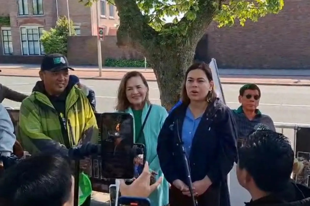 Sara Duterte, mom Elizabeth visit jailed former president at ICC ...