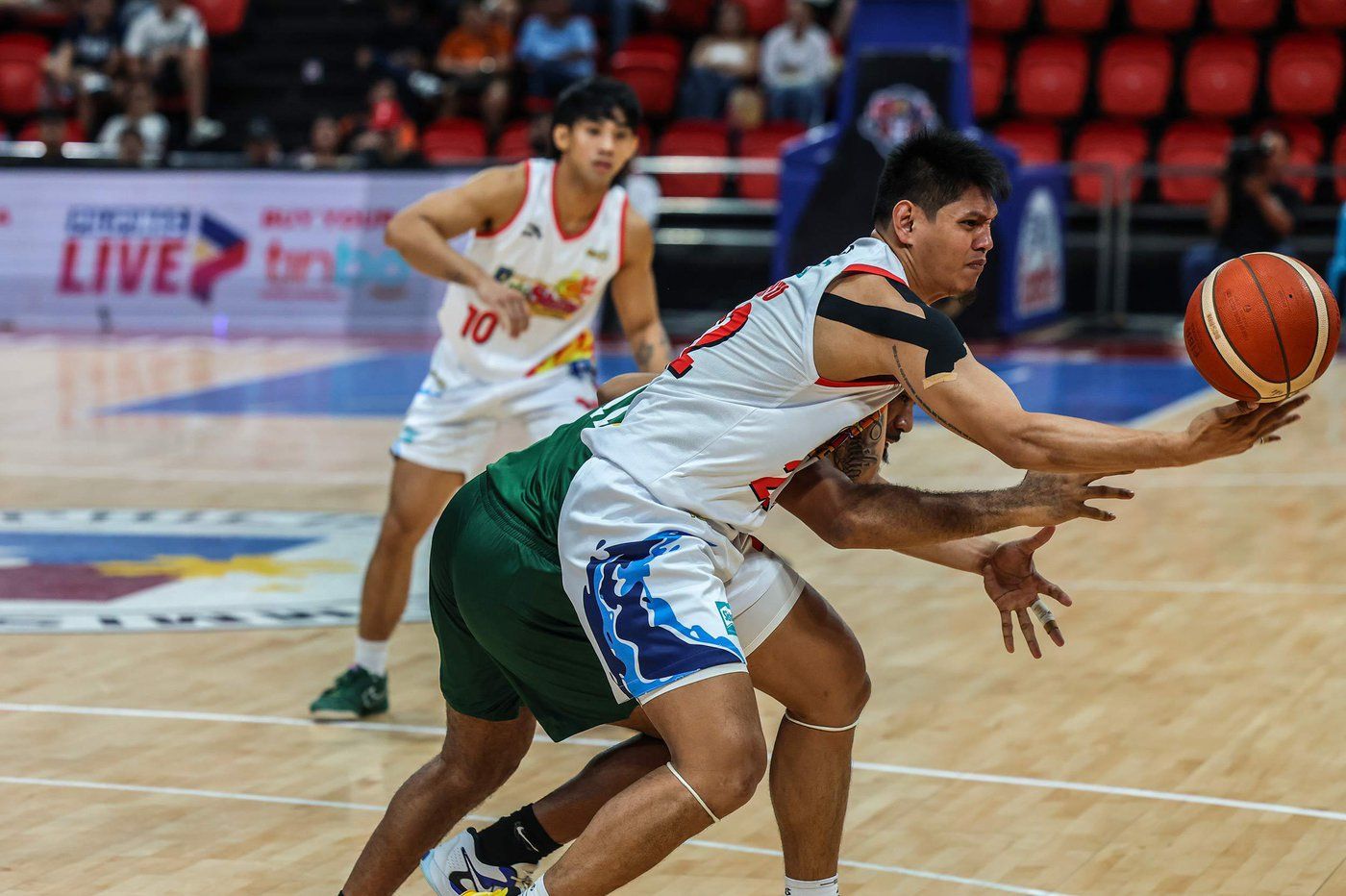 PBA: Rain or Shine boosts Top 4 bid, routs Terrafirma | ABS-CBN Sports