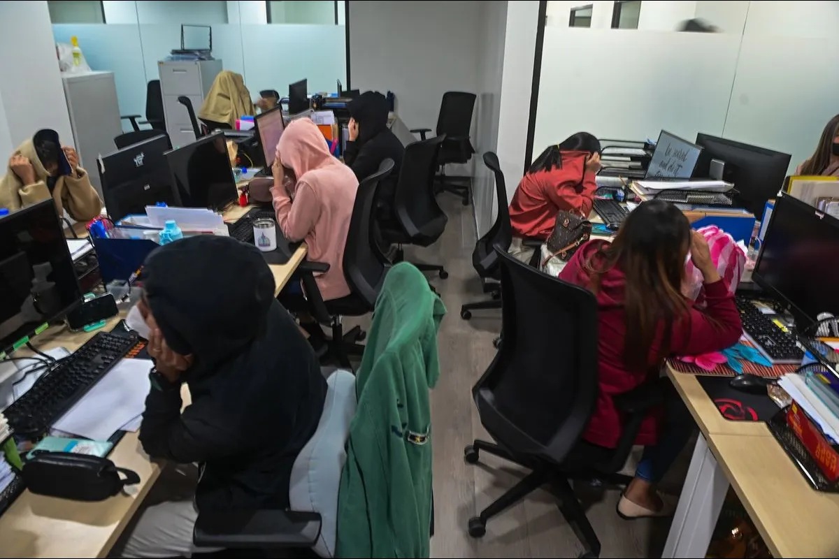 89 foreigners linked to POGO, scam hubs deported | ABS-CBN News