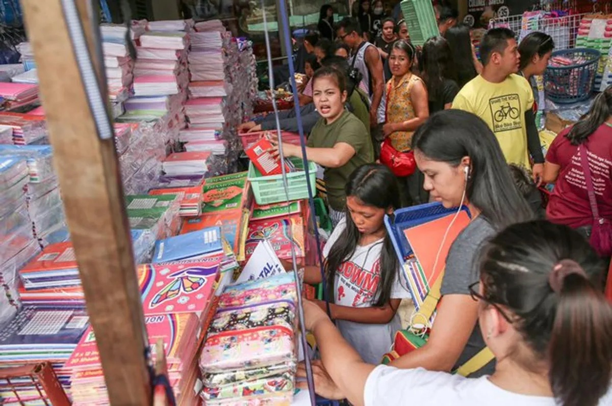 DTI: Baclaran school supply stores offer lower prices; vendors report low sales | ABS-CBN News