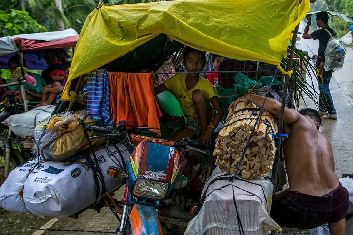 122 million forcibly displaced worldwide 'untenably high': UN | ABS-CBN ...