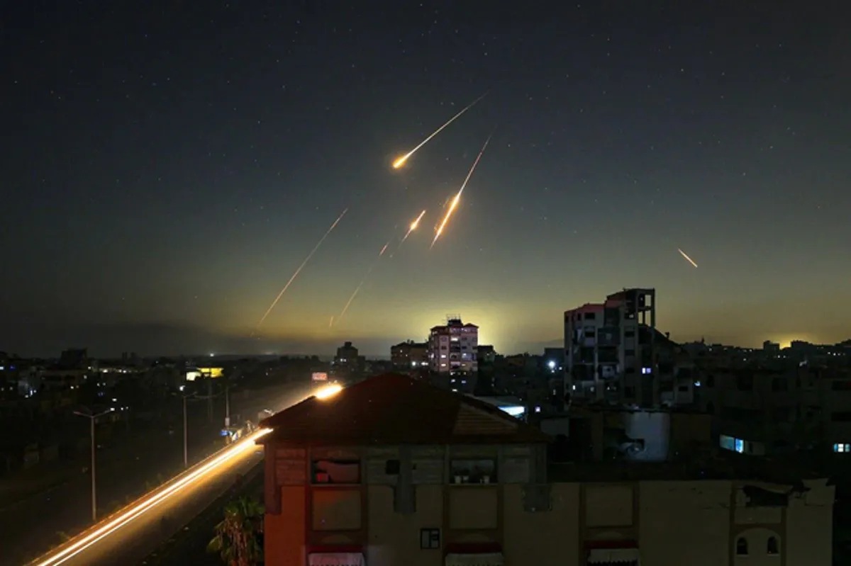 Israel pounds Iran from west to east, Tehran hits back with missiles ...