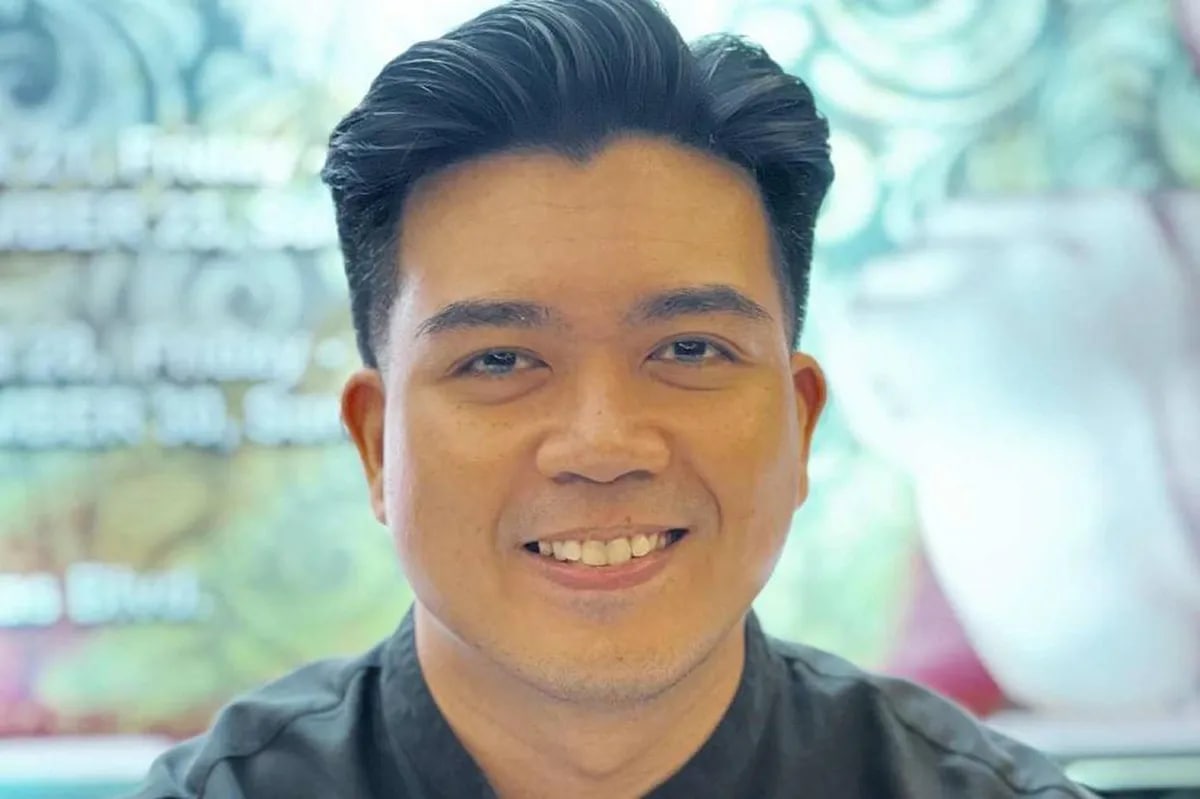 David Ezra lands lead role as Mike Hanopol in 'Jeproks The Musical ...