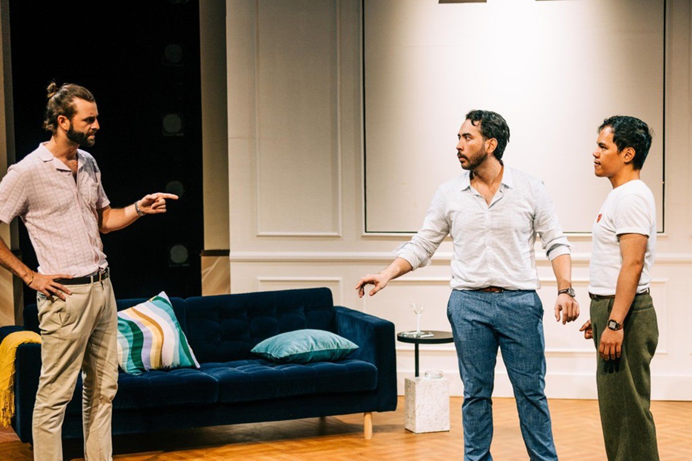 Theater review: 'Art' isn't easy — but also very funny | ABS-CBN Lifestyle