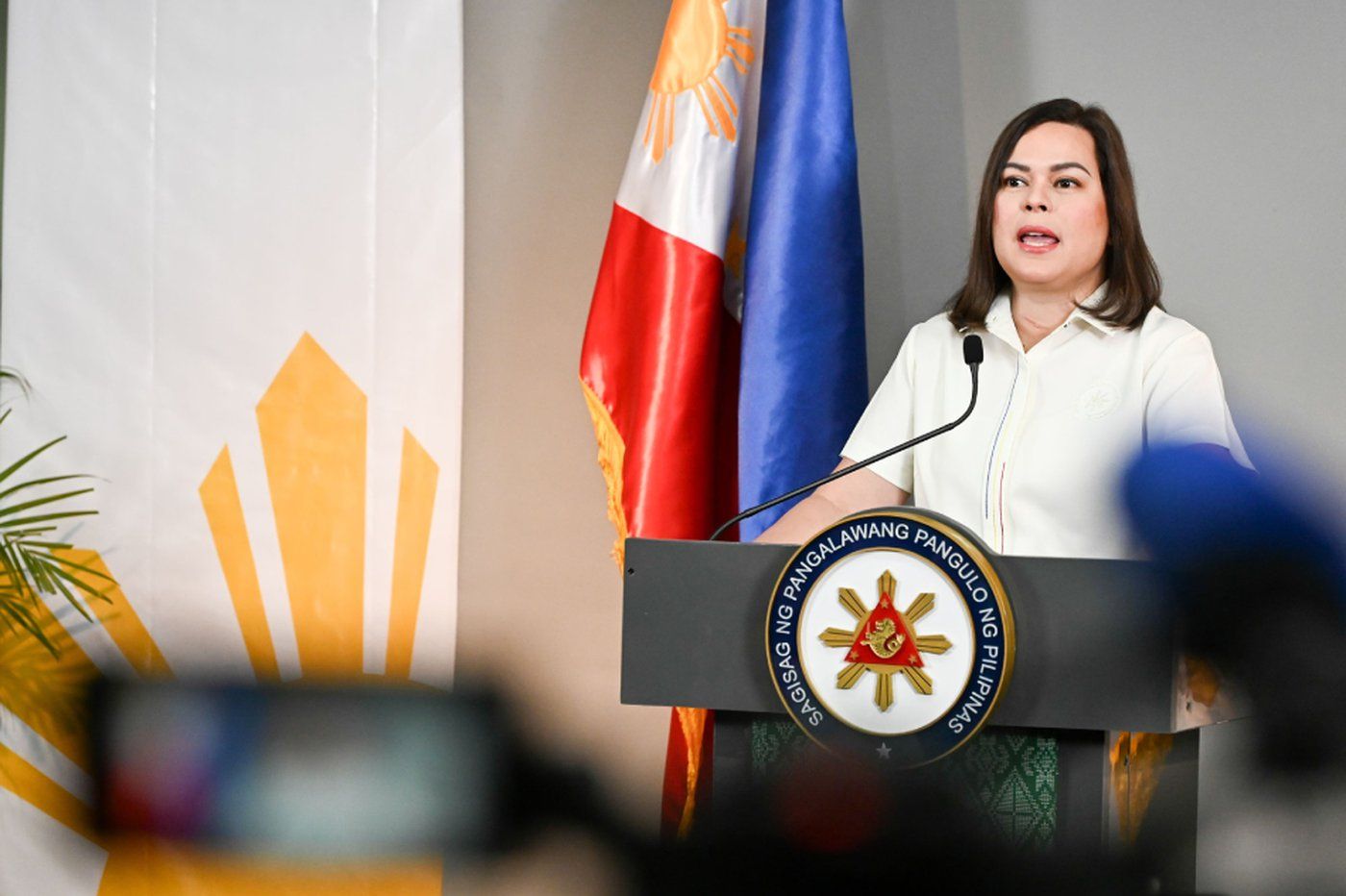 AI fakes duel over Sara Duterte impeachment in Philippines | ABS-CBN News