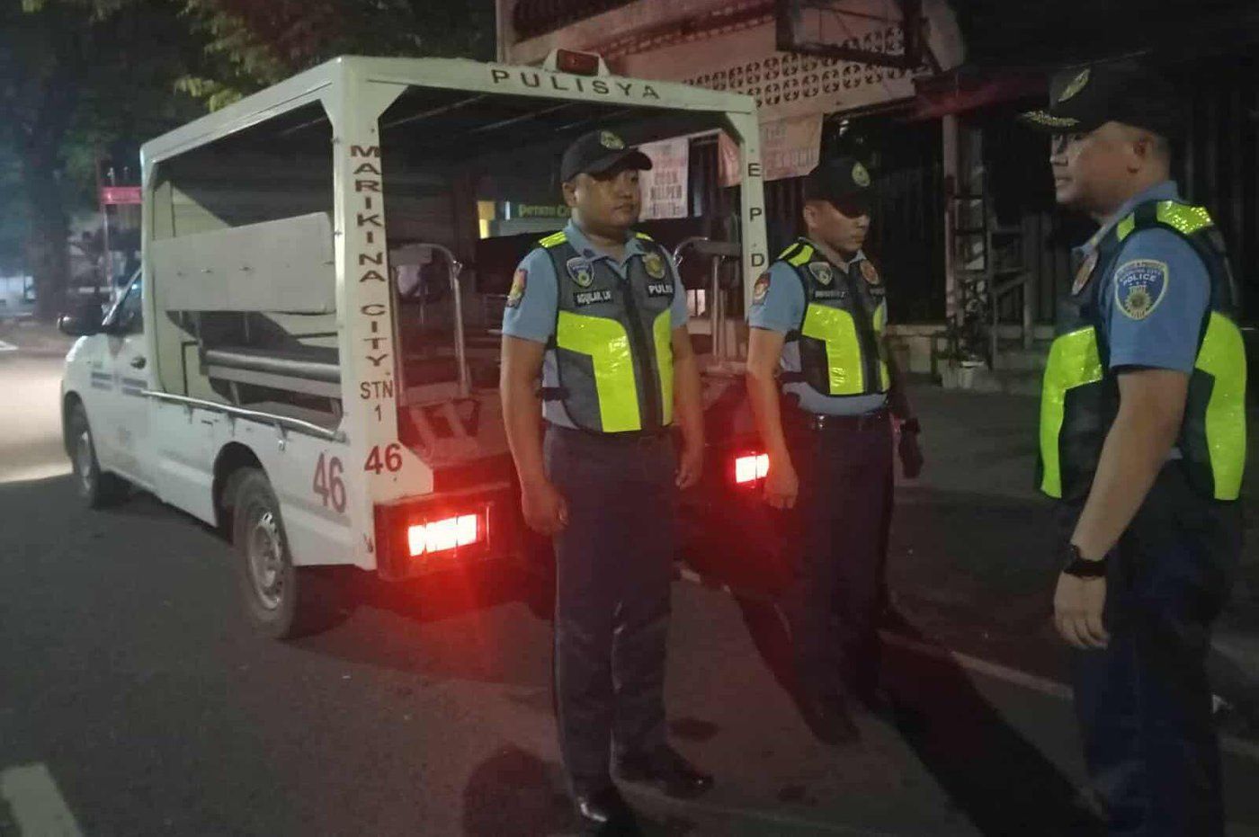 Estudyante at isa pang suspek, arestado sa pag-'basag kotse' sa Marikina | ABS-CBN News