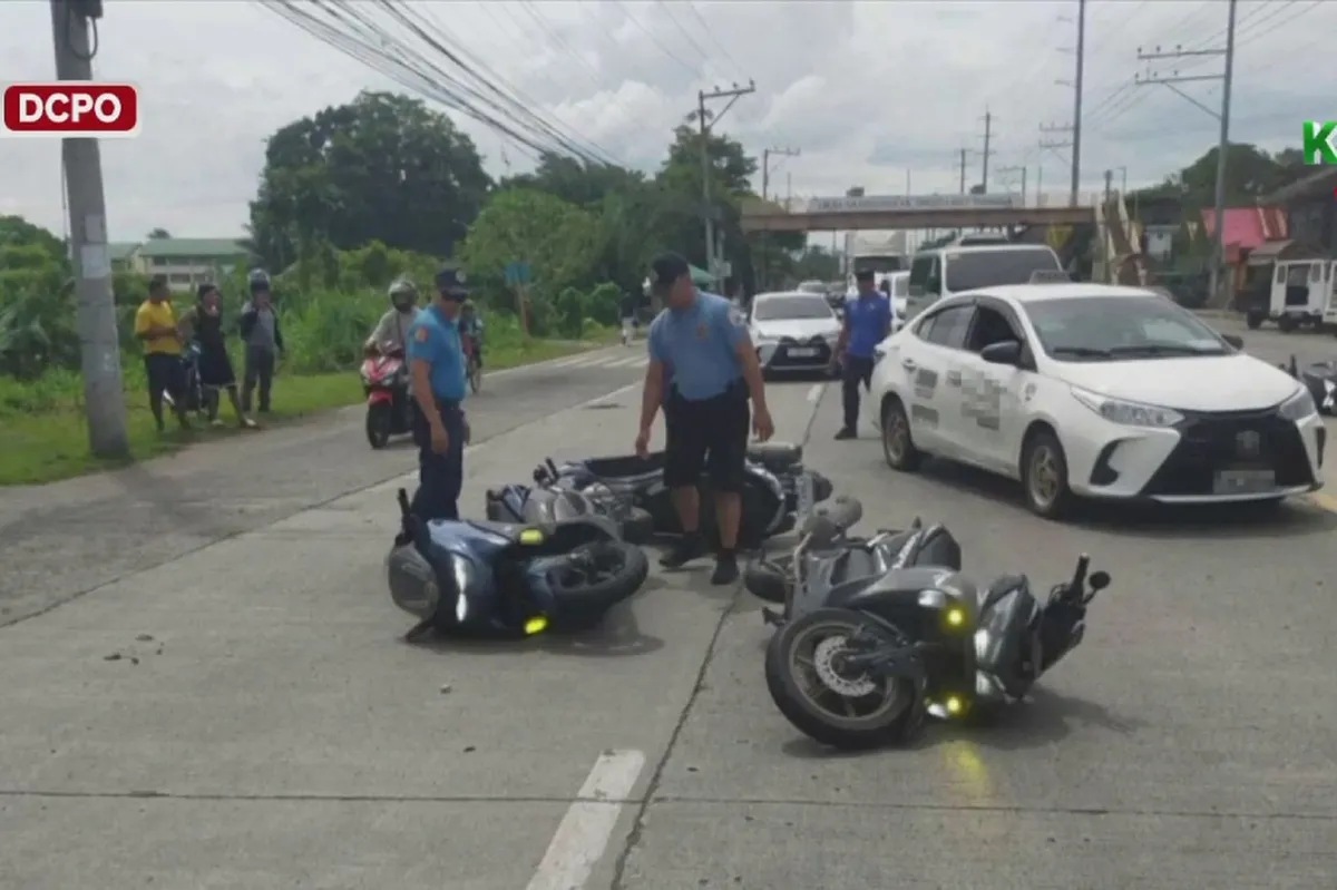 TV PATROL: 1 patay, 1 sugatan sa salpukan ng kolong-kolong at motorsiklo | ABS-CBN News