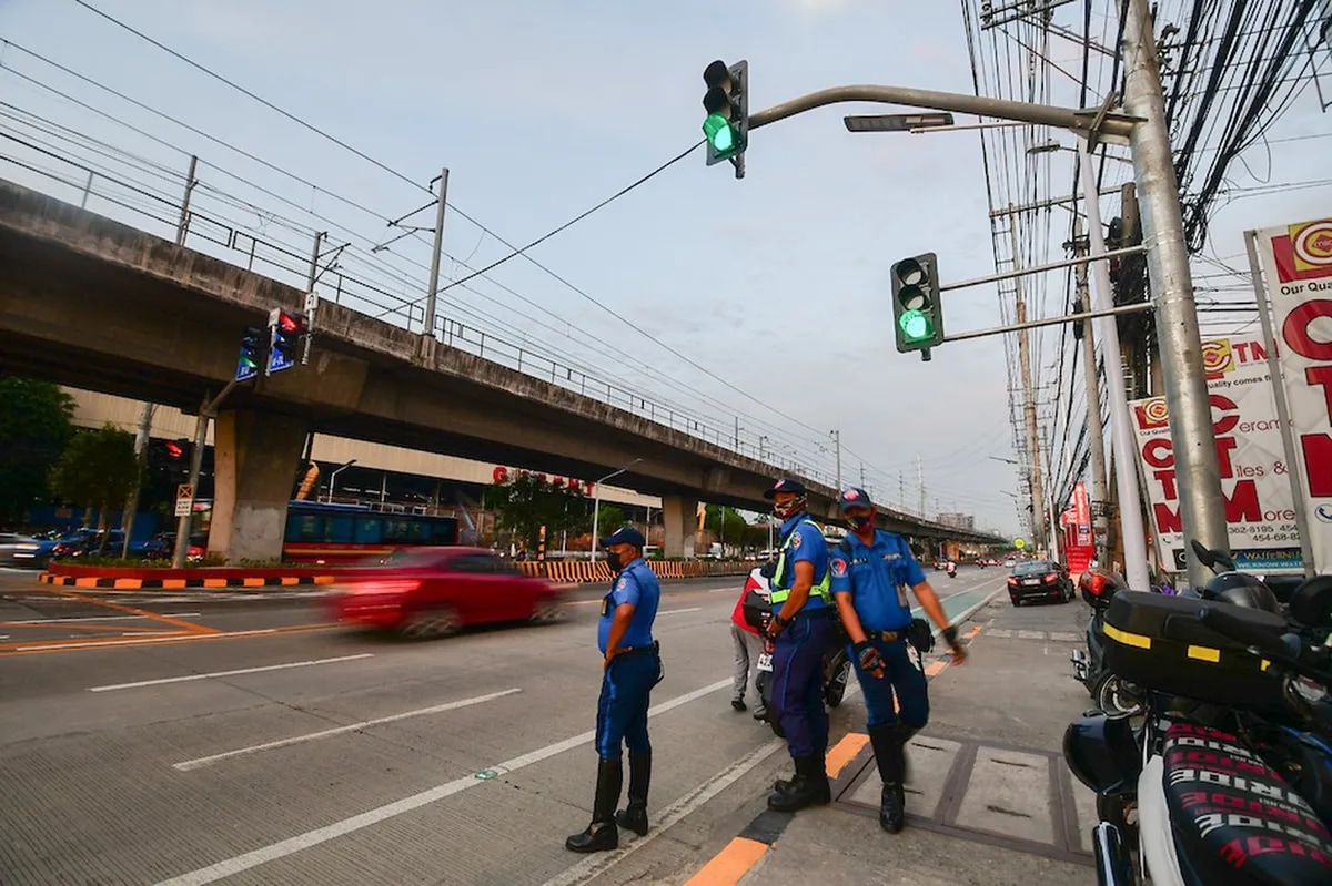 MMDA bats for AI-driven traffic lights, management systems | ABS-CBN News