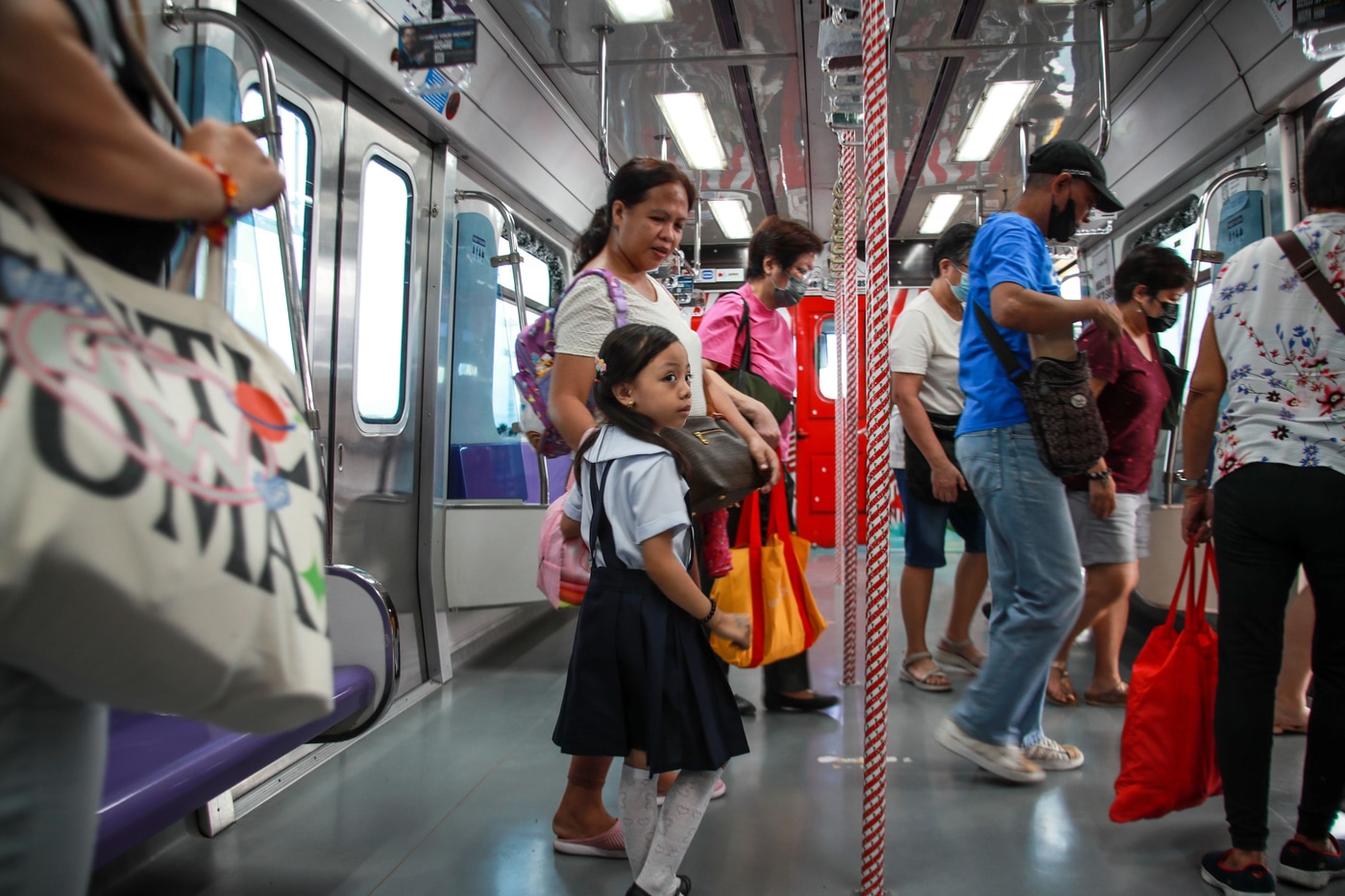 Student lanes in MRT-3, LRT-2 open | ABS-CBN News