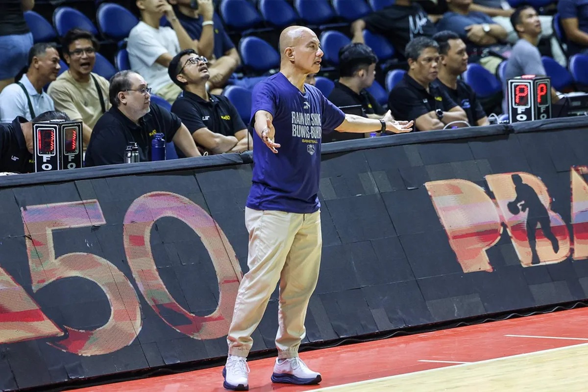 'Umiiwas ako': Guiao says 'avoiding' more techs as Reyes gets suspended ...