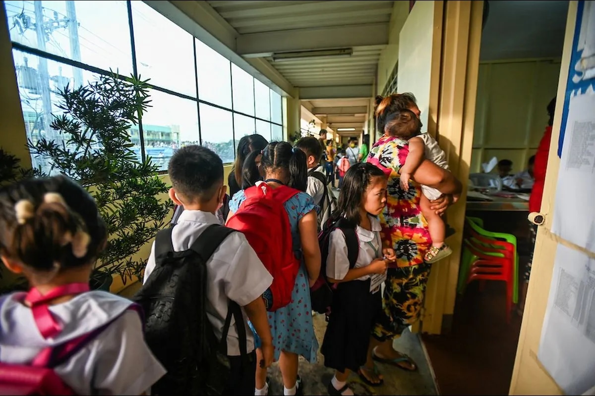 DepEd: Classes in Kinder to Grade 3 will be taught in Filipino and ...